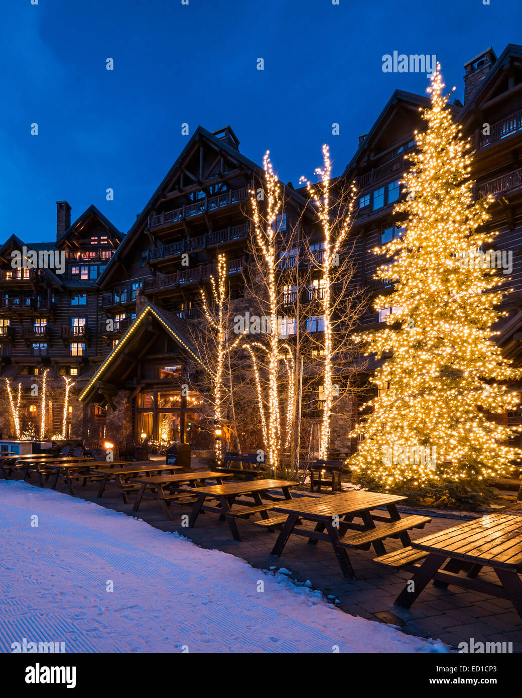 The Ritz-Carlton Bachelor Gulch in der Abenddämmerung, Winter, Beaver ...