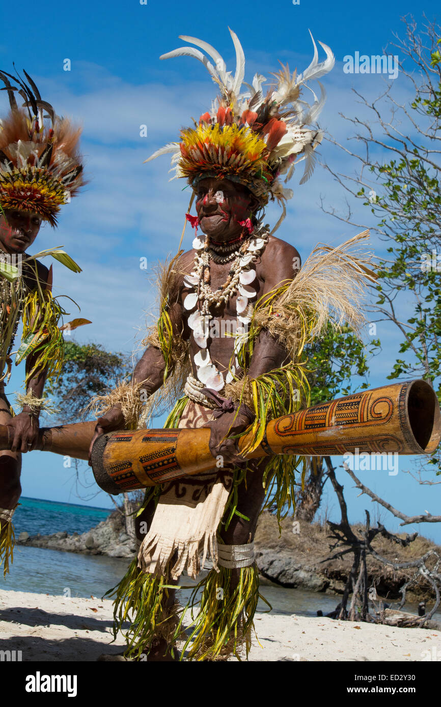 Melanesien, Papua Neu Guinea, Tufi. Traditionelle willkommen Sing-Sing ...