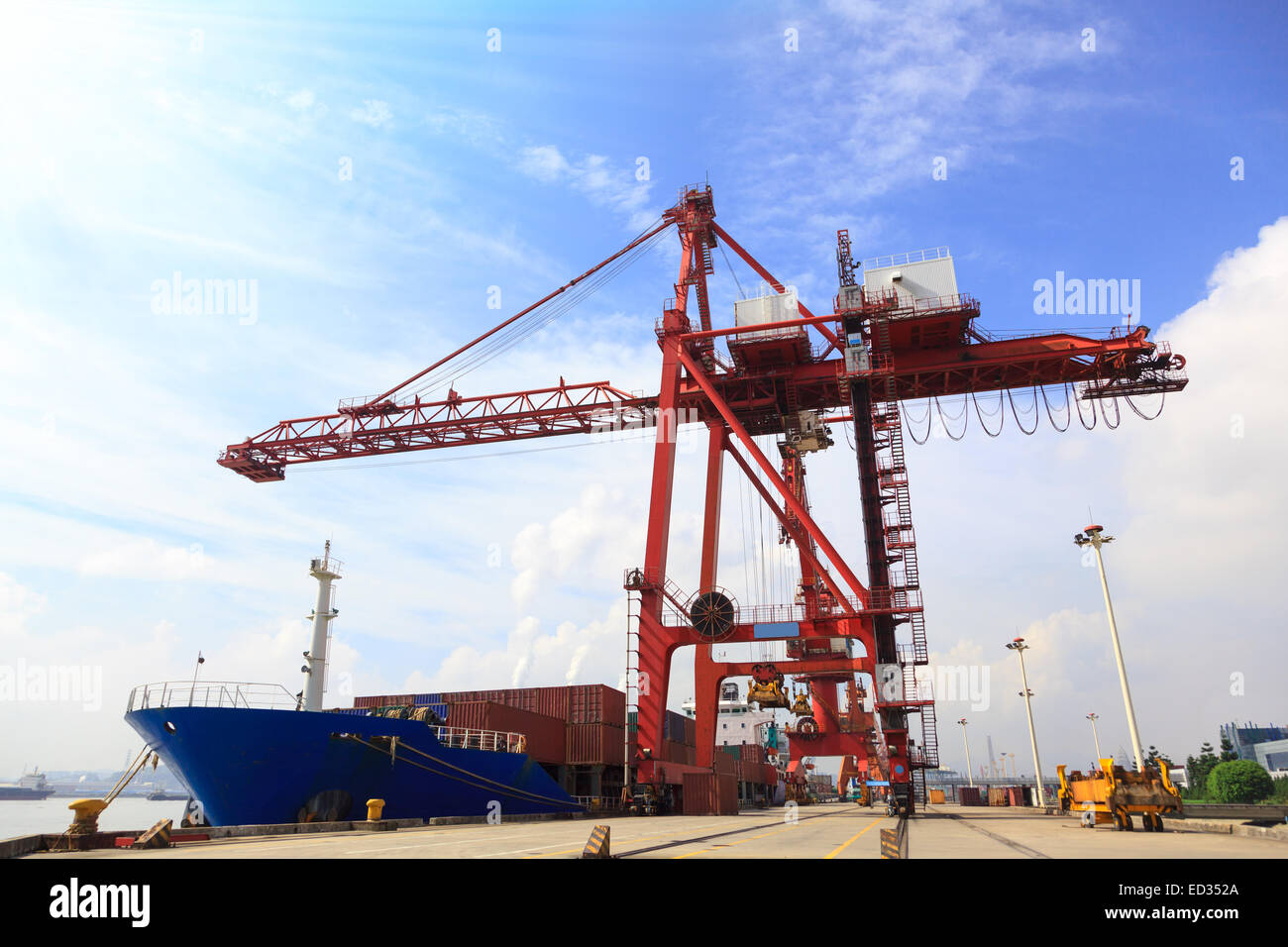 Tankcontainer schiff -Fotos und -Bildmaterial in hoher Auflösung – Alamy