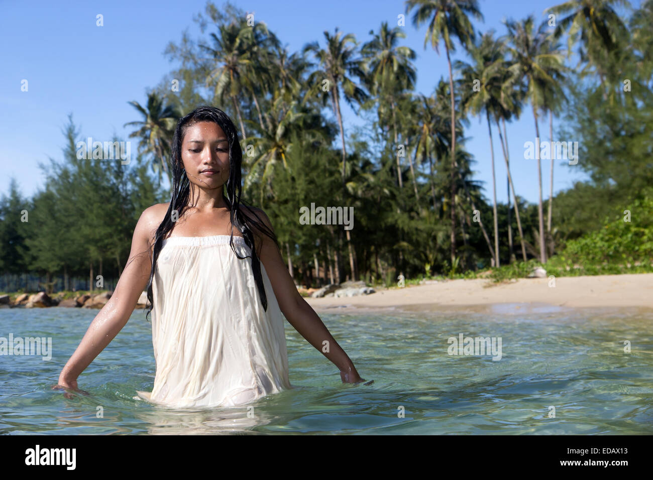Wet wear -Fotos und -Bildmaterial in hoher Auflösung – Alamy