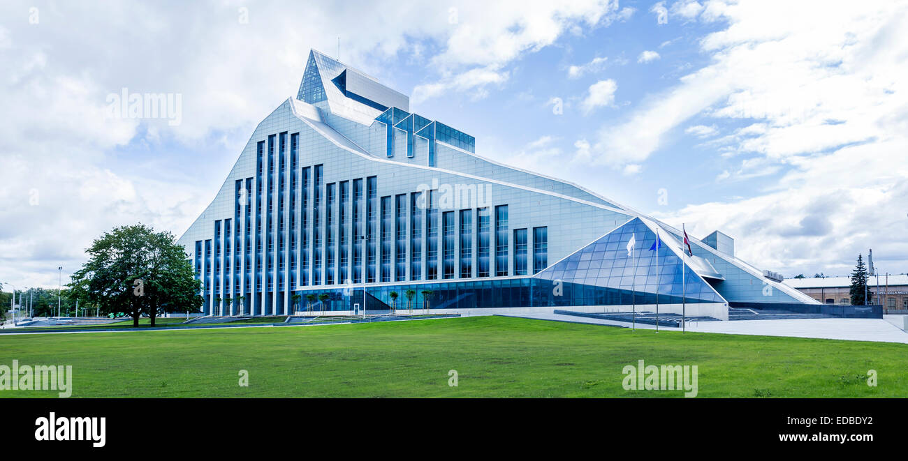 Bibliotheque nationale -Fotos und -Bildmaterial in hoher Auflösung – Alamy