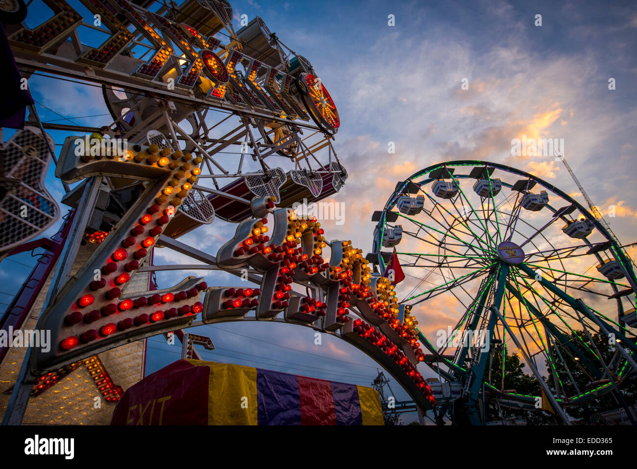 Die kirmes -Fotos und -Bildmaterial in hoher Auflösung – Alamy