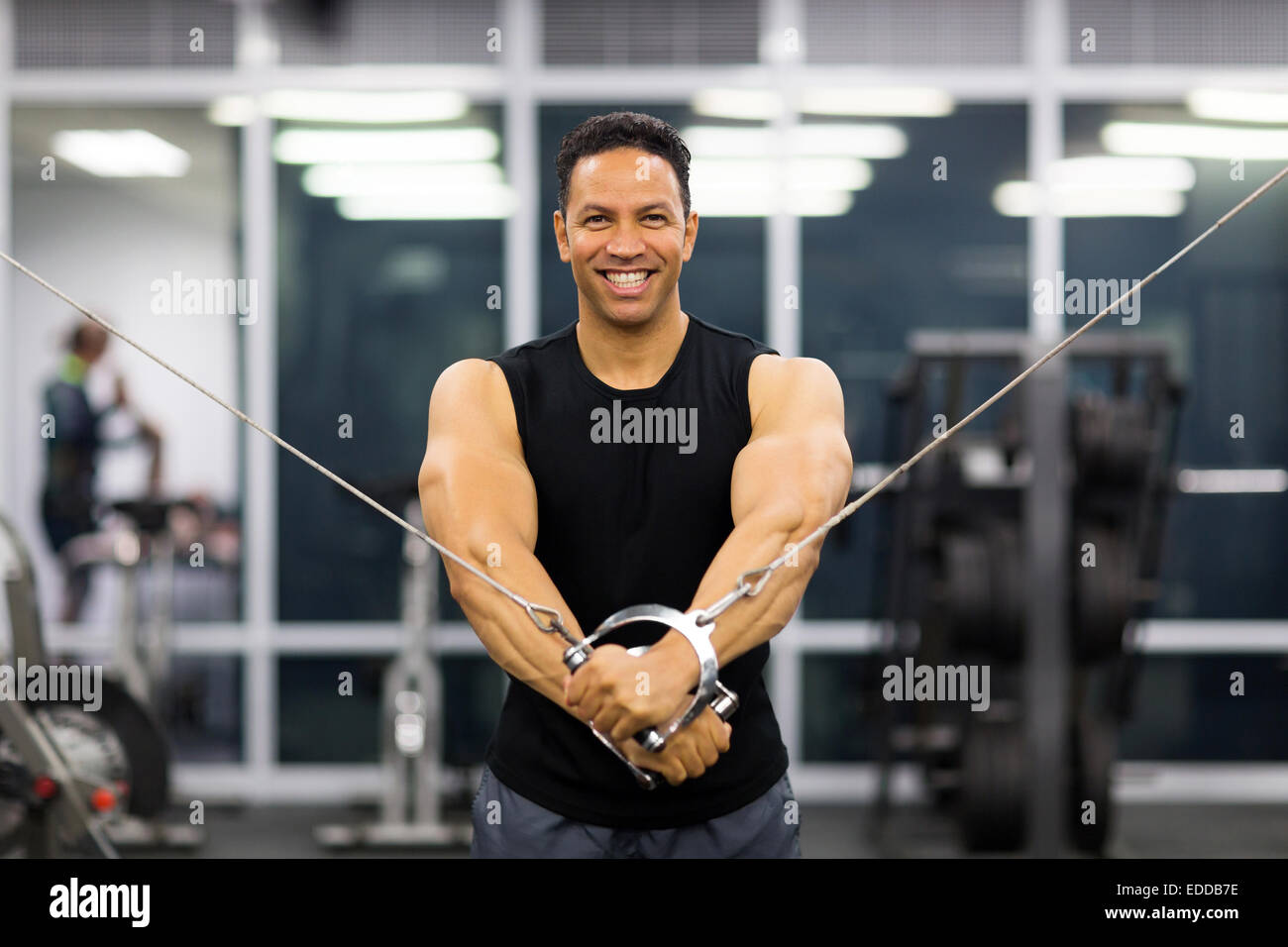 Trizeps bodybuilding -Fotos und -Bildmaterial in hoher Auflösung – Alamy