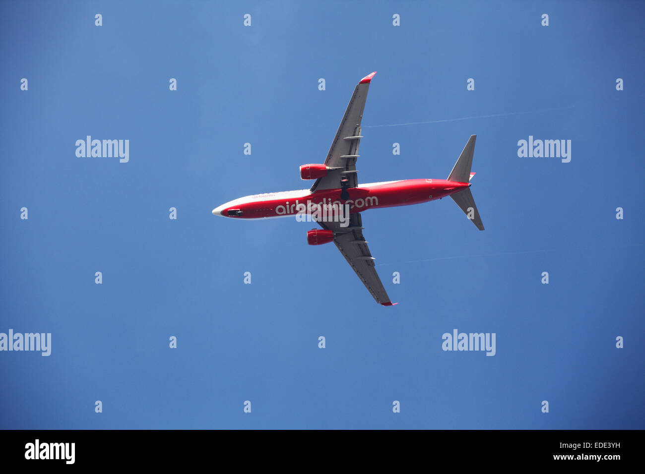 Luft berlin flugzeug -Fotos und -Bildmaterial in hoher Auflösung – Alamy