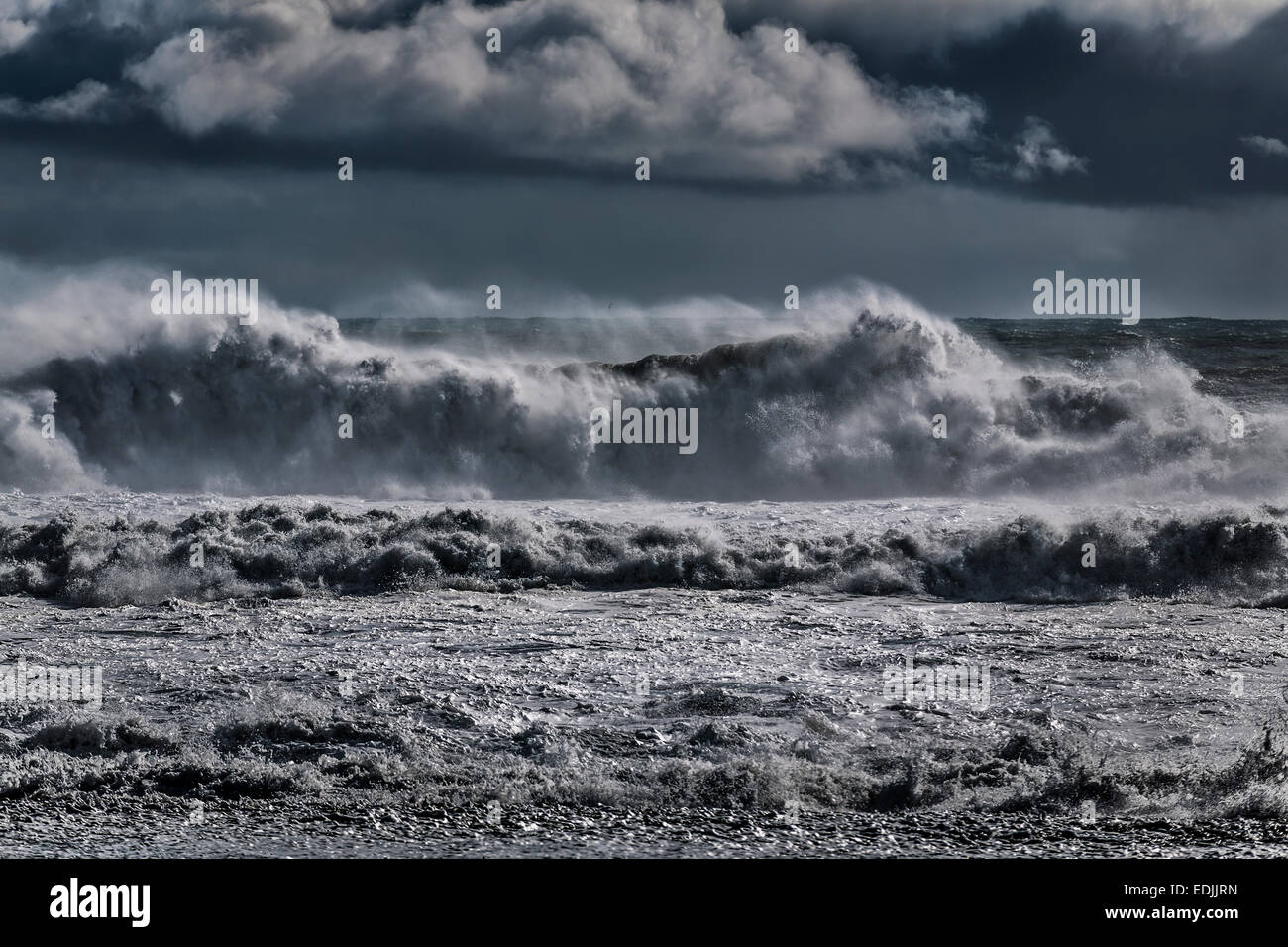 Fischkutter in rauer See, South Coast, Island Stockfotografie - Alamy