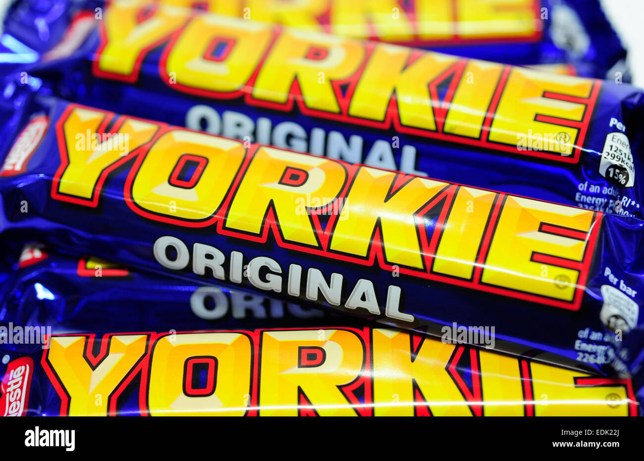 Yorkie schokoriegel -Fotos und -Bildmaterial in hoher Auflösung – Alamy