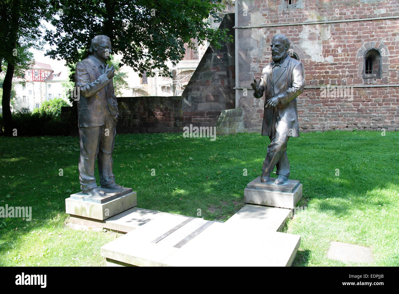 Konrad zuse denkmal -Fotos und -Bildmaterial in hoher Auflösung – Alamy