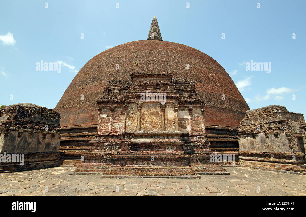 Polonnaruwa temple -Fotos und -Bildmaterial in hoher Auflösung – Alamy