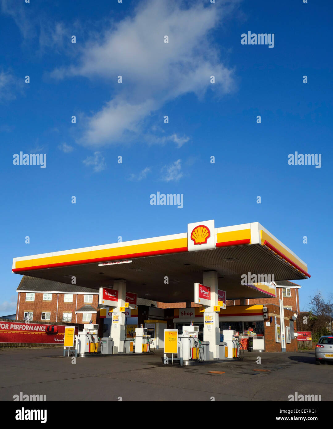 Tankstelle logos -Fotos und -Bildmaterial in hoher Auflösung – Alamy