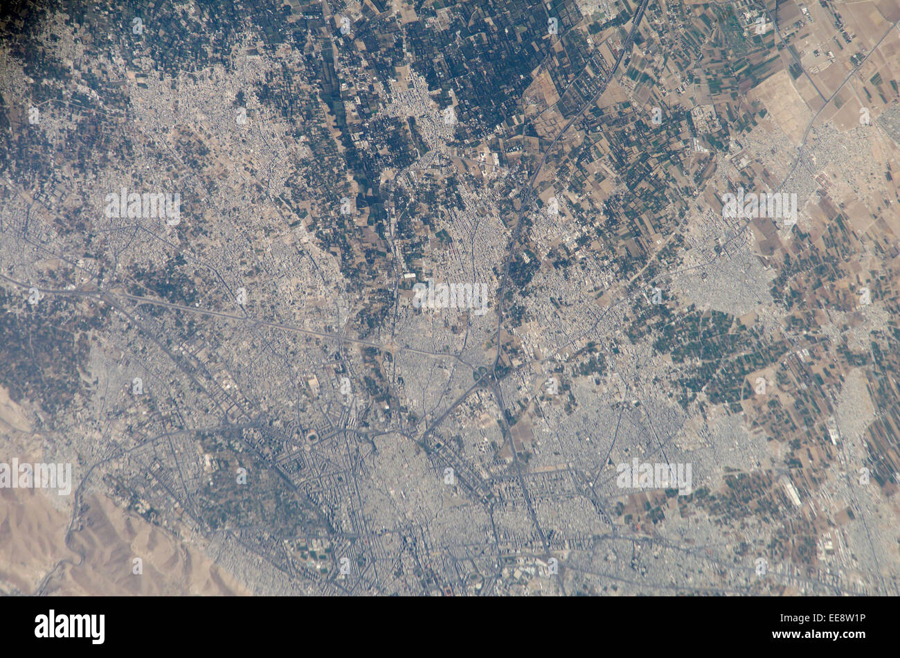 Damascus aerial view syria -Fotos und -Bildmaterial in hoher Auflösung ...