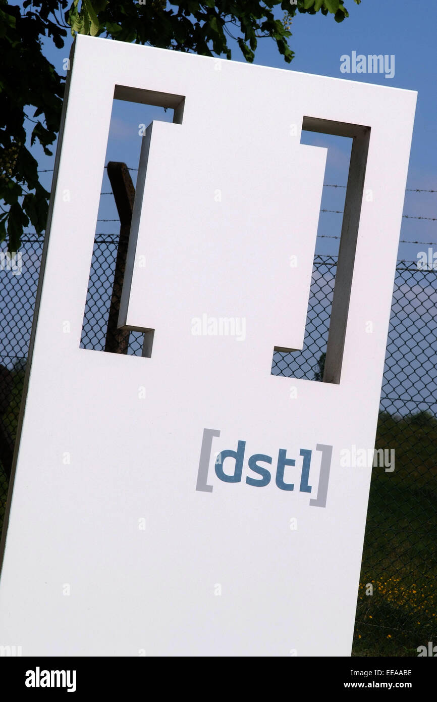 Techniklabor dstl porton down -Fotos und -Bildmaterial in hoher ...