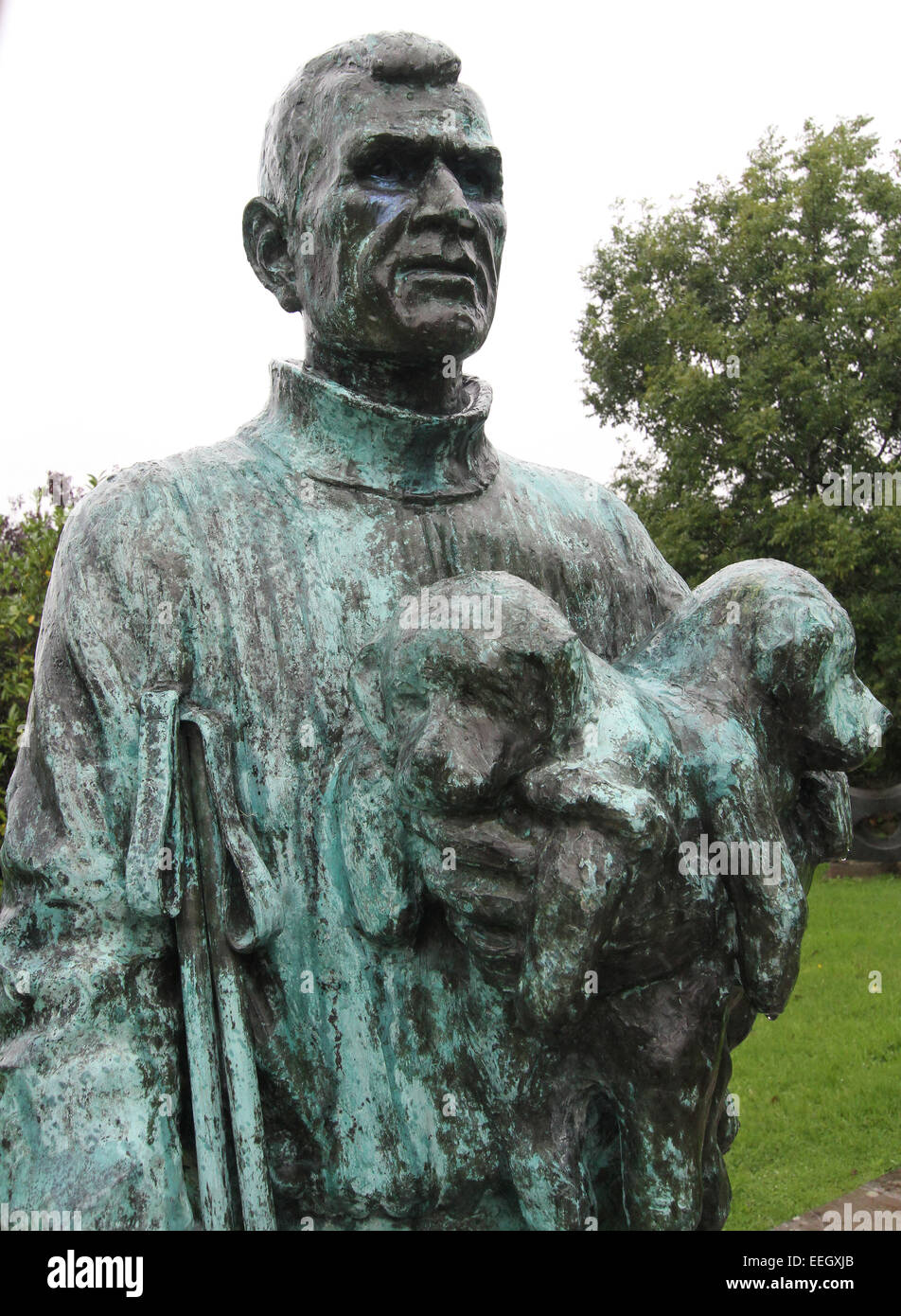 Eine Bronzestatue des legendären Antarctic Explorer Tom Crean in ...