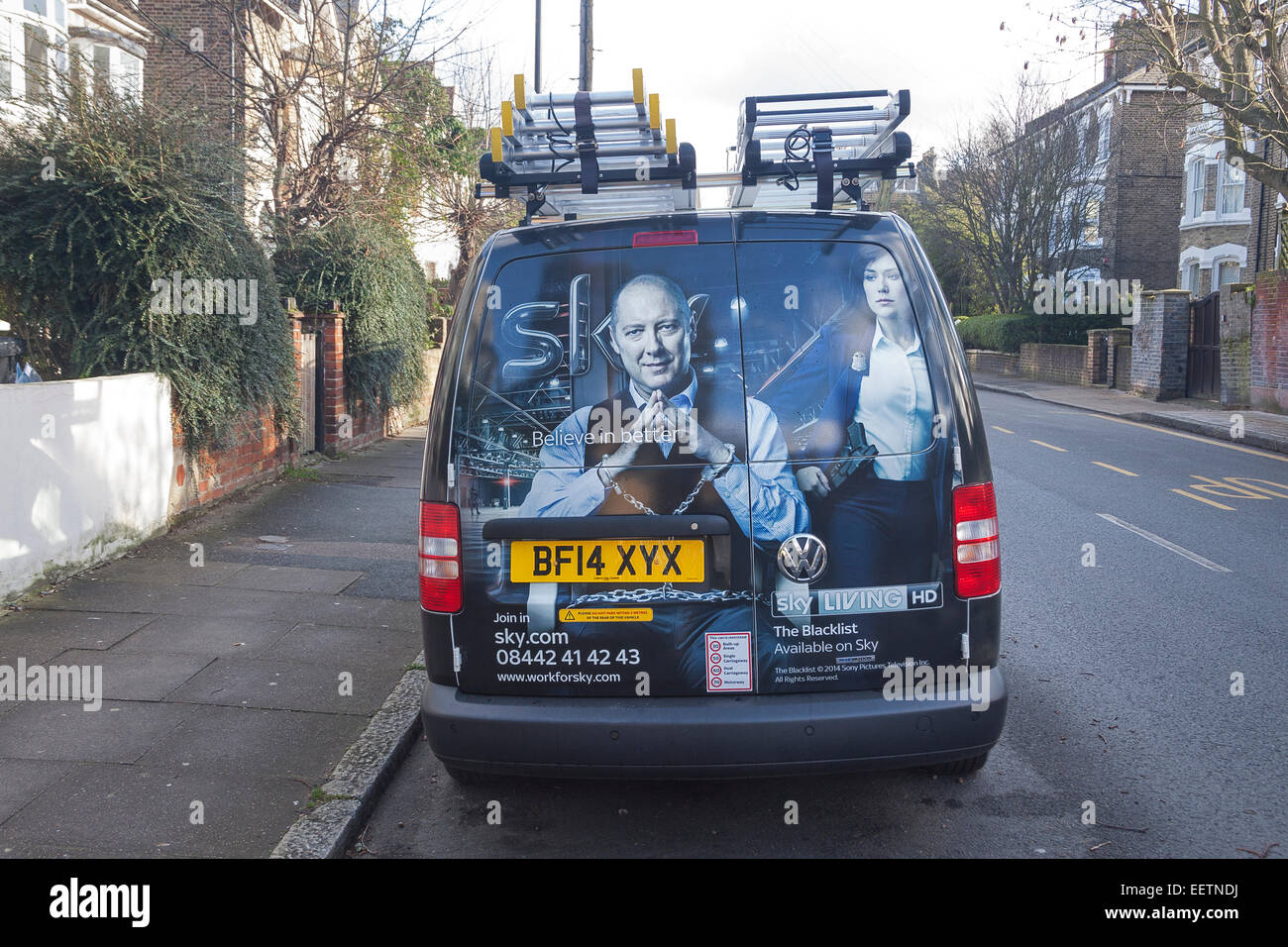 Sky tv van -Fotos und -Bildmaterial in hoher Auflösung – Alamy