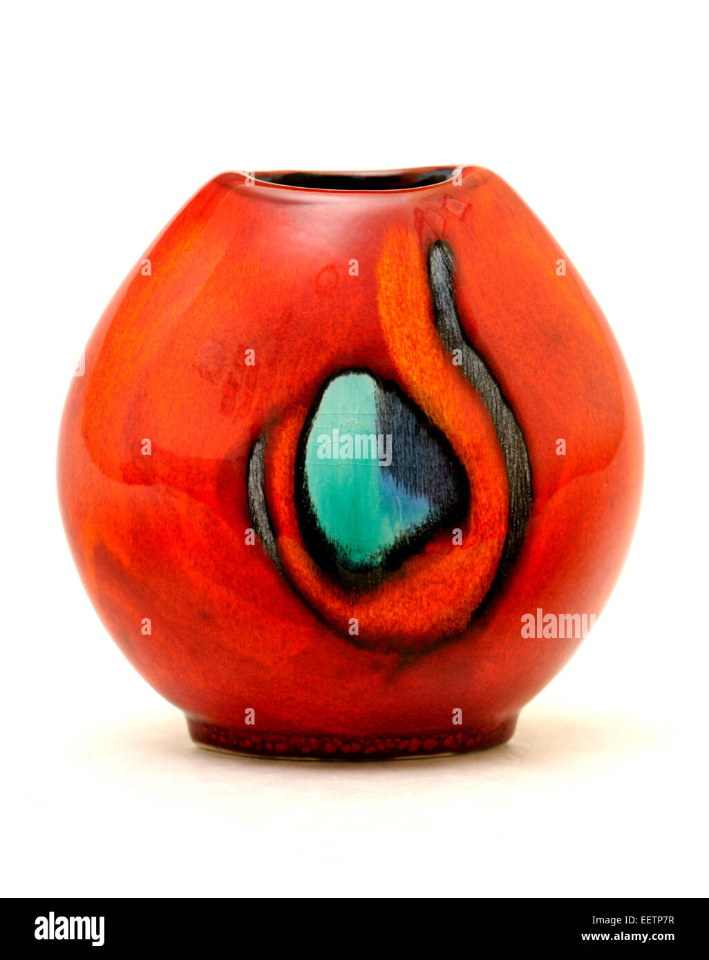 Poole pottery vase -Fotos und -Bildmaterial in hoher Auflösung – Alamy