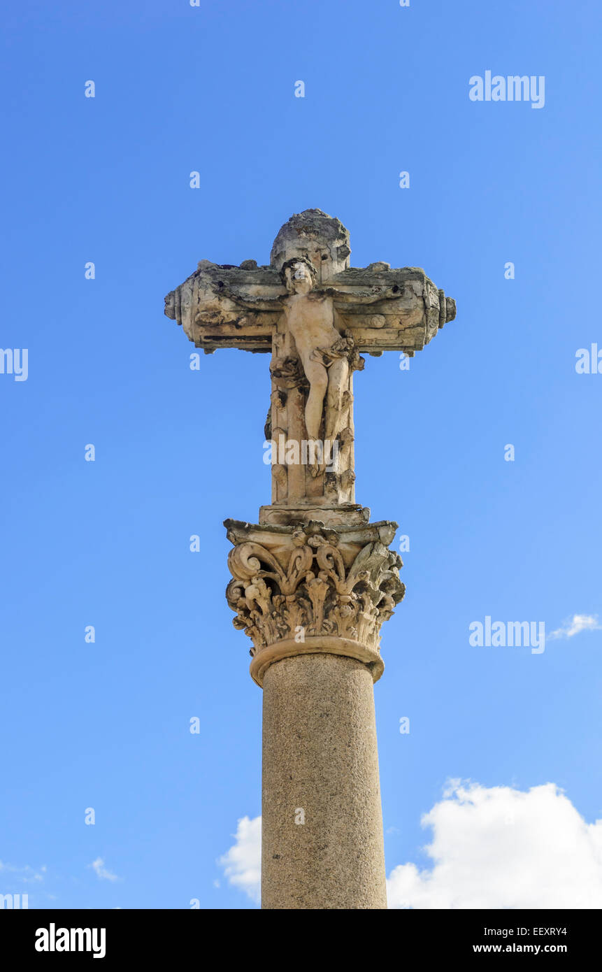 Skulptur von jesus am kreuz -Fotos und -Bildmaterial in hoher Auflösung – Alamy