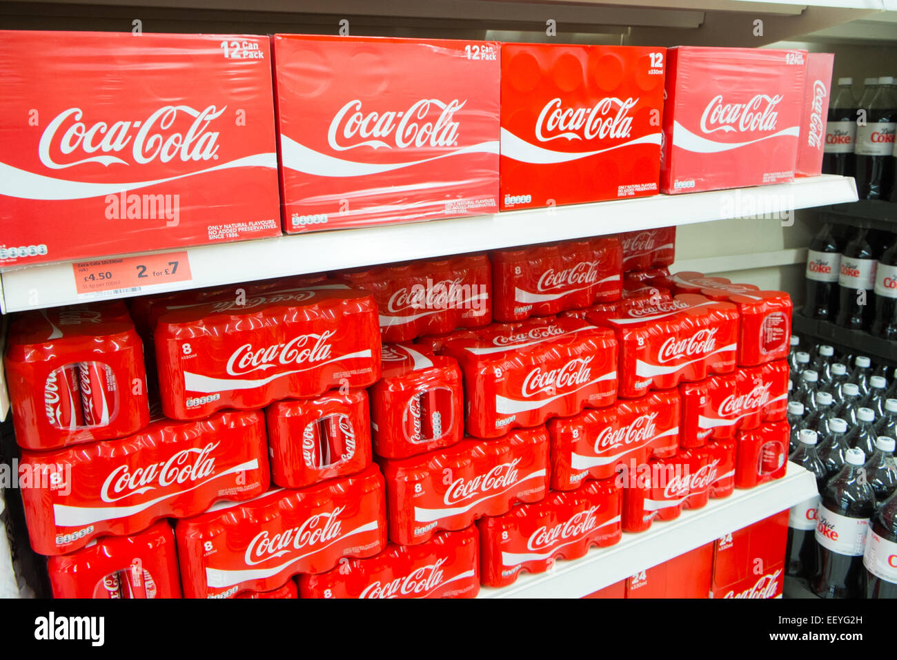 Dosen coca cola -Fotos und -Bildmaterial in hoher Auflösung – Alamy