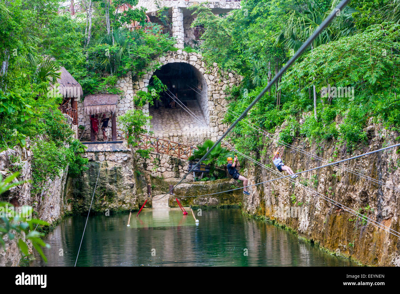 Xplor adventure park mexico -Fotos und -Bildmaterial in hoher Auflösung ...