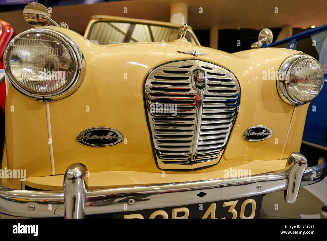 Englischer oldtimer austin cabrio -Fotos und -Bildmaterial in hoher ...
