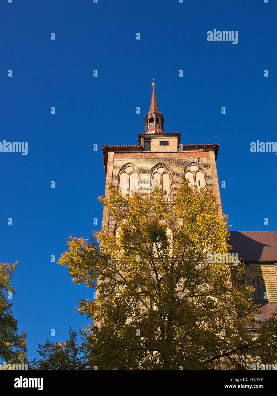 Rostock marienkirche kirche -Fotos und -Bildmaterial in hoher Auflösung ...