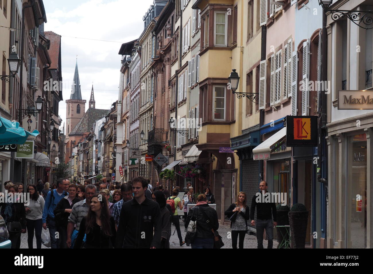 Einkaufsstraße Straßburg Stockfotos und -bilder Kaufen - Alamy