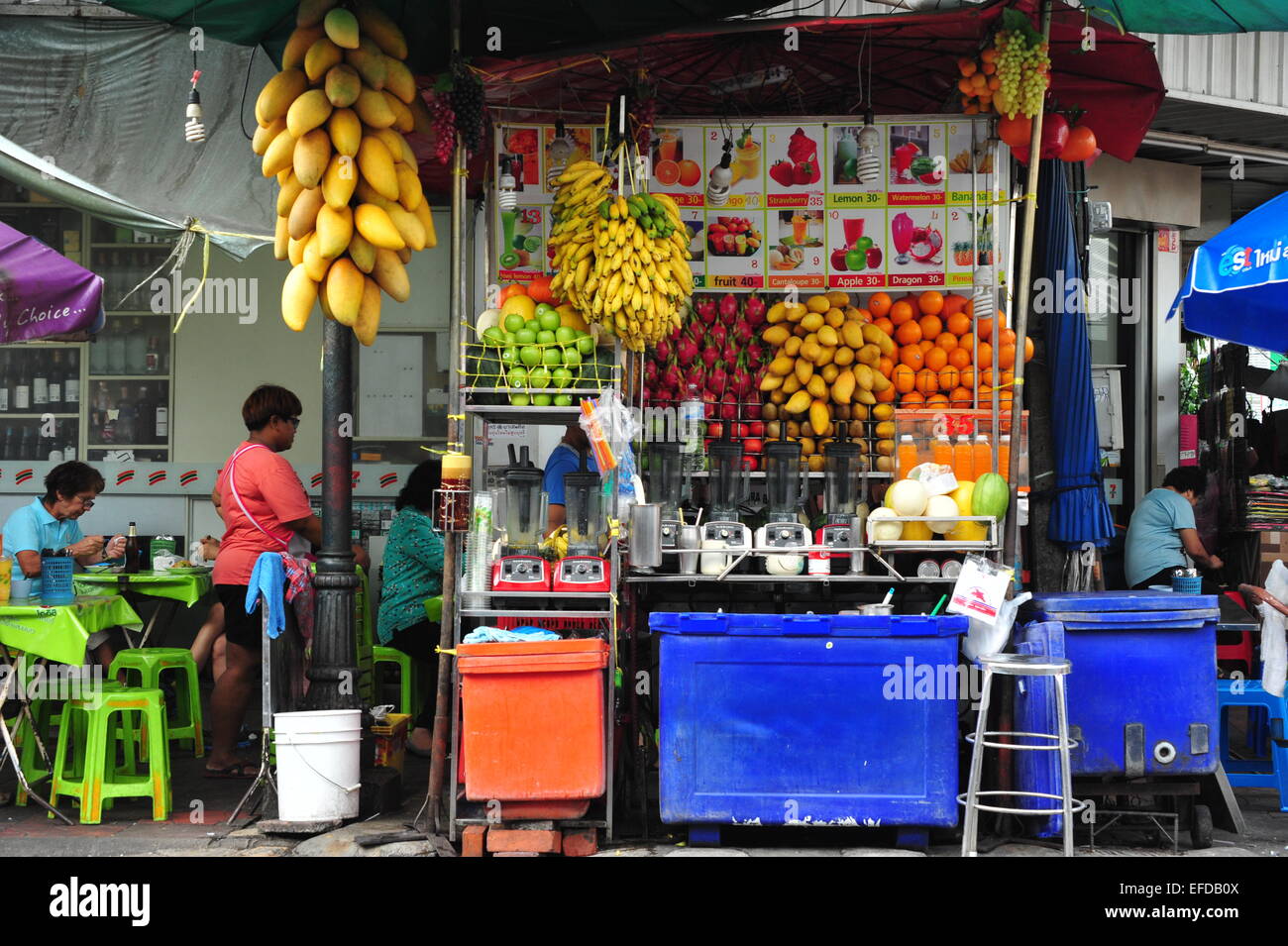Bangkok mango stall -Fotos und -Bildmaterial in hoher Auflösung – Alamy