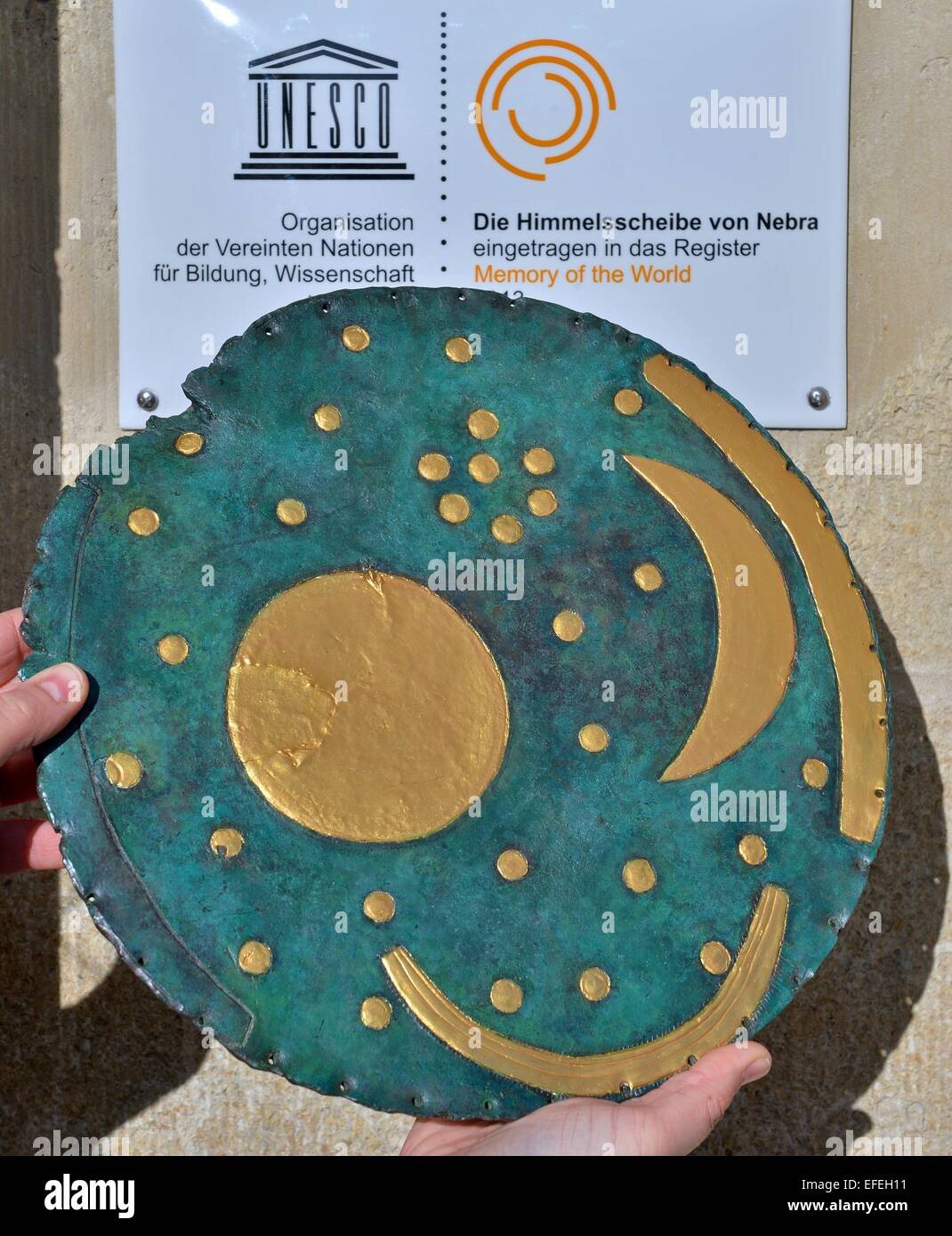 Nebra sky disk -Fotos und -Bildmaterial in hoher Auflösung – Alamy