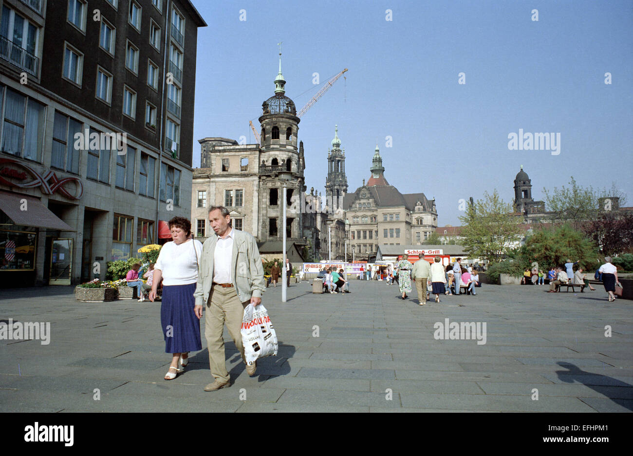 Schloßstraße, zentrale Dresden, DDR, im Juni 1990 Stockfotografie - Alamy