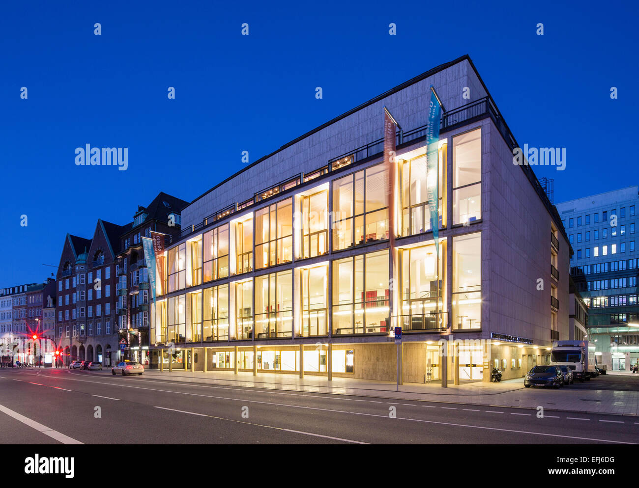 State opera hamburg -Fotos und -Bildmaterial in hoher Auflösung – Alamy