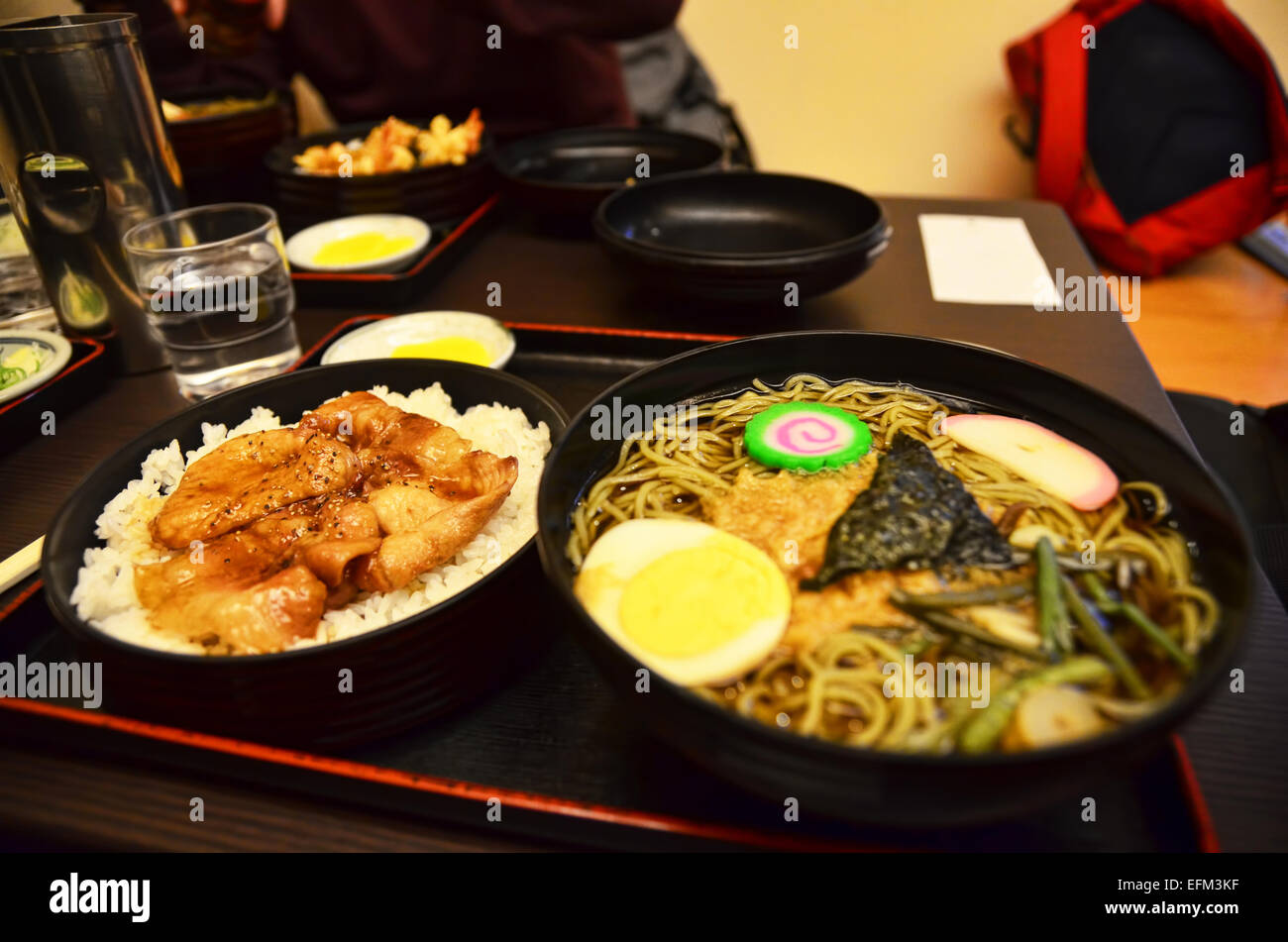 Buta donburi -Fotos und -Bildmaterial in hoher Auflösung – Alamy