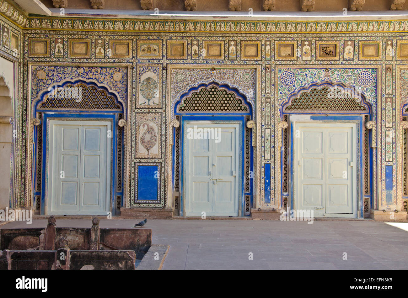 Cusped arch -Fotos und -Bildmaterial in hoher Auflösung – Alamy
