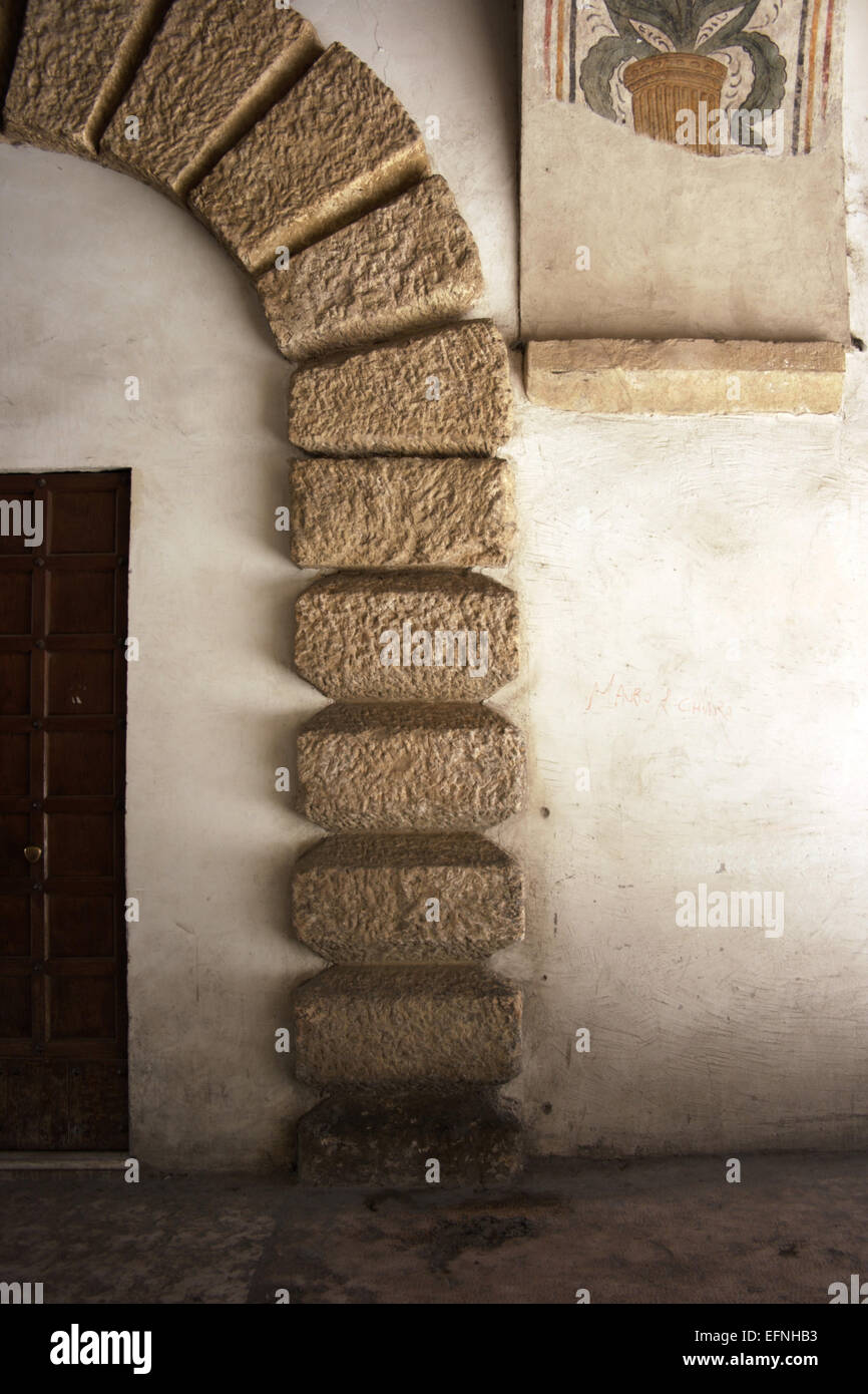 Door arch -Fotos und -Bildmaterial in hoher Auflösung – Alamy