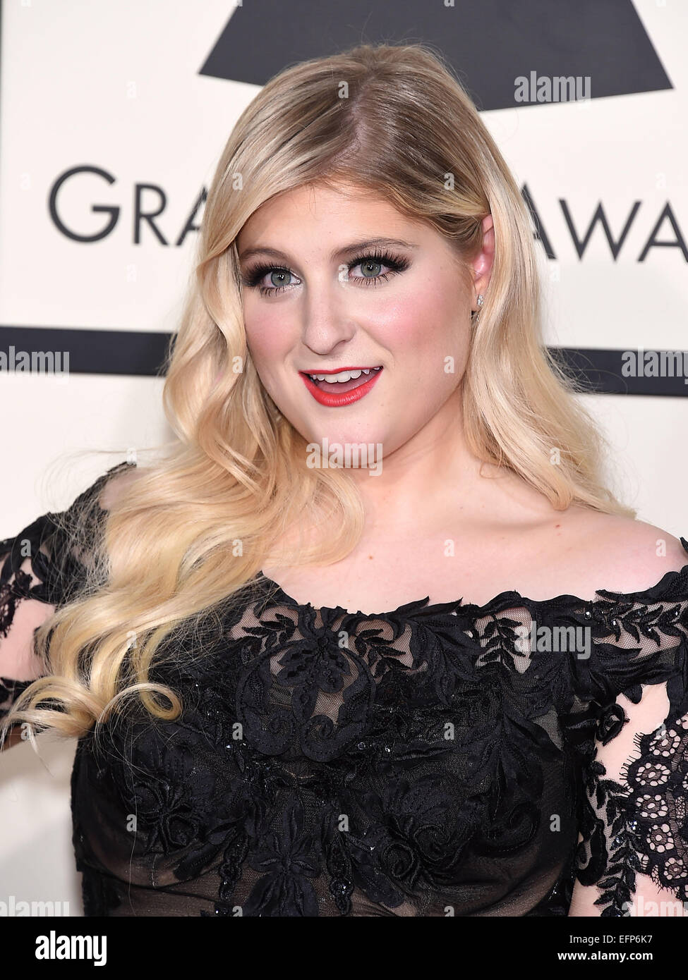 Los Angeles, Kalifornien, USA. 8. Februar 2015. Meghan Trainor kommt ...
