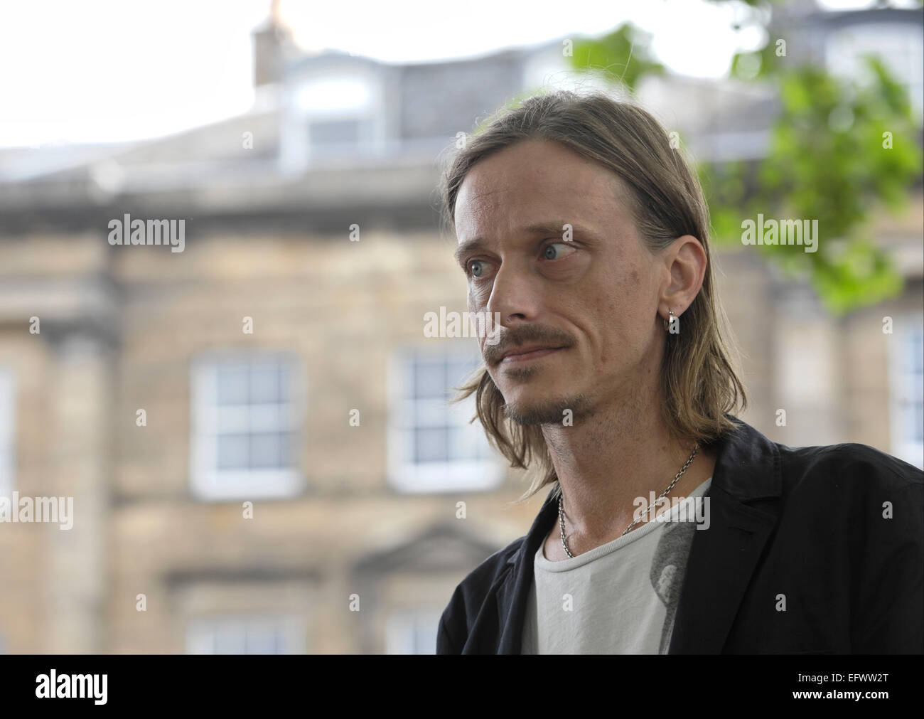 Mackenzie crook -Fotos und -Bildmaterial in hoher Auflösung – Alamy