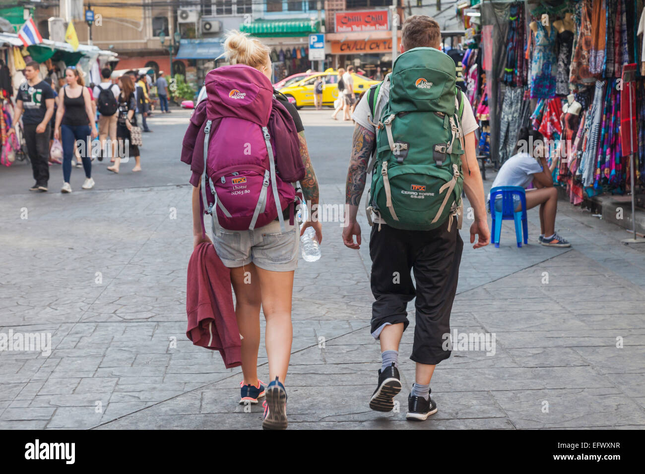 Thailand, Bangkok, Khaosan Road, Backpackers Stockfotografie - Alamy
