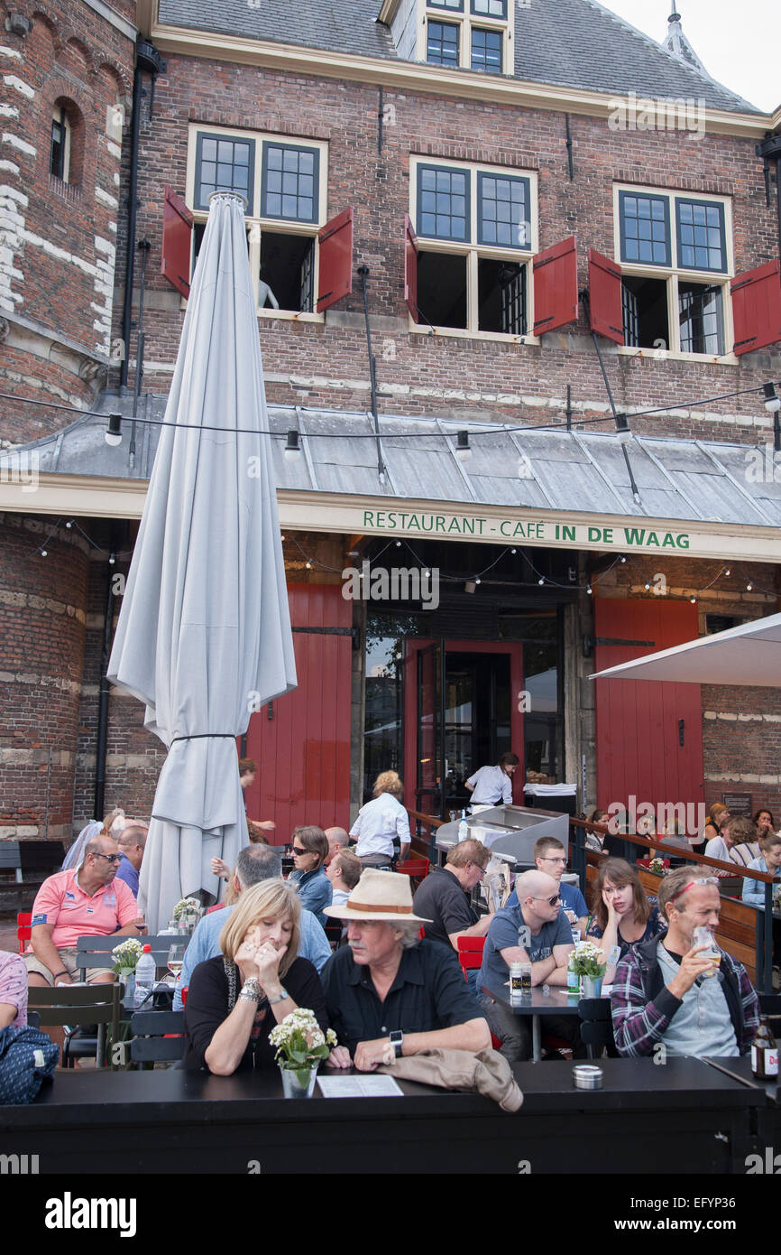 Cafe in de waag -Fotos und -Bildmaterial in hoher Auflösung – Alamy