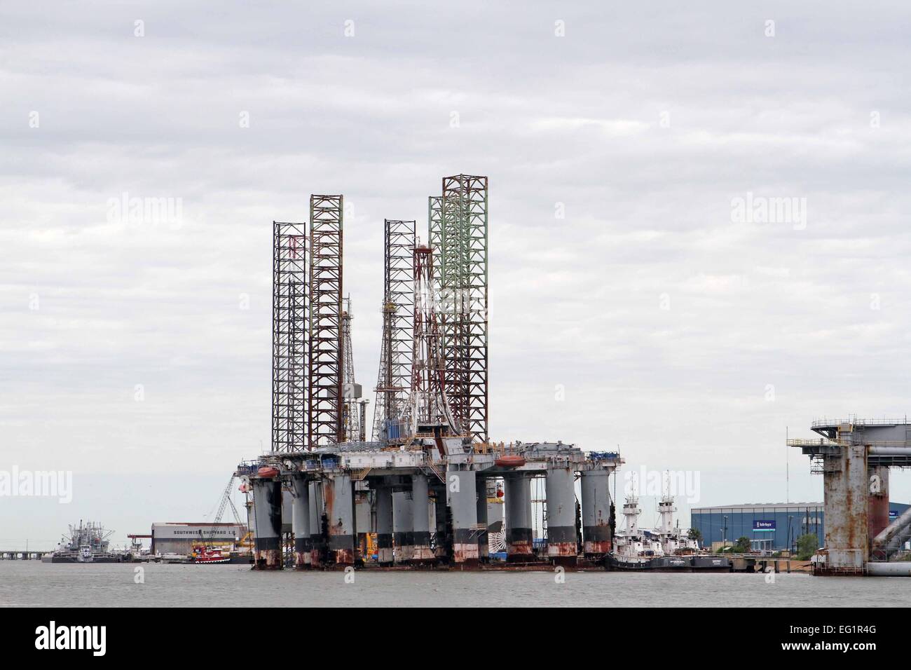 Offshore oil rigs -Fotos und -Bildmaterial in hoher Auflösung – Alamy