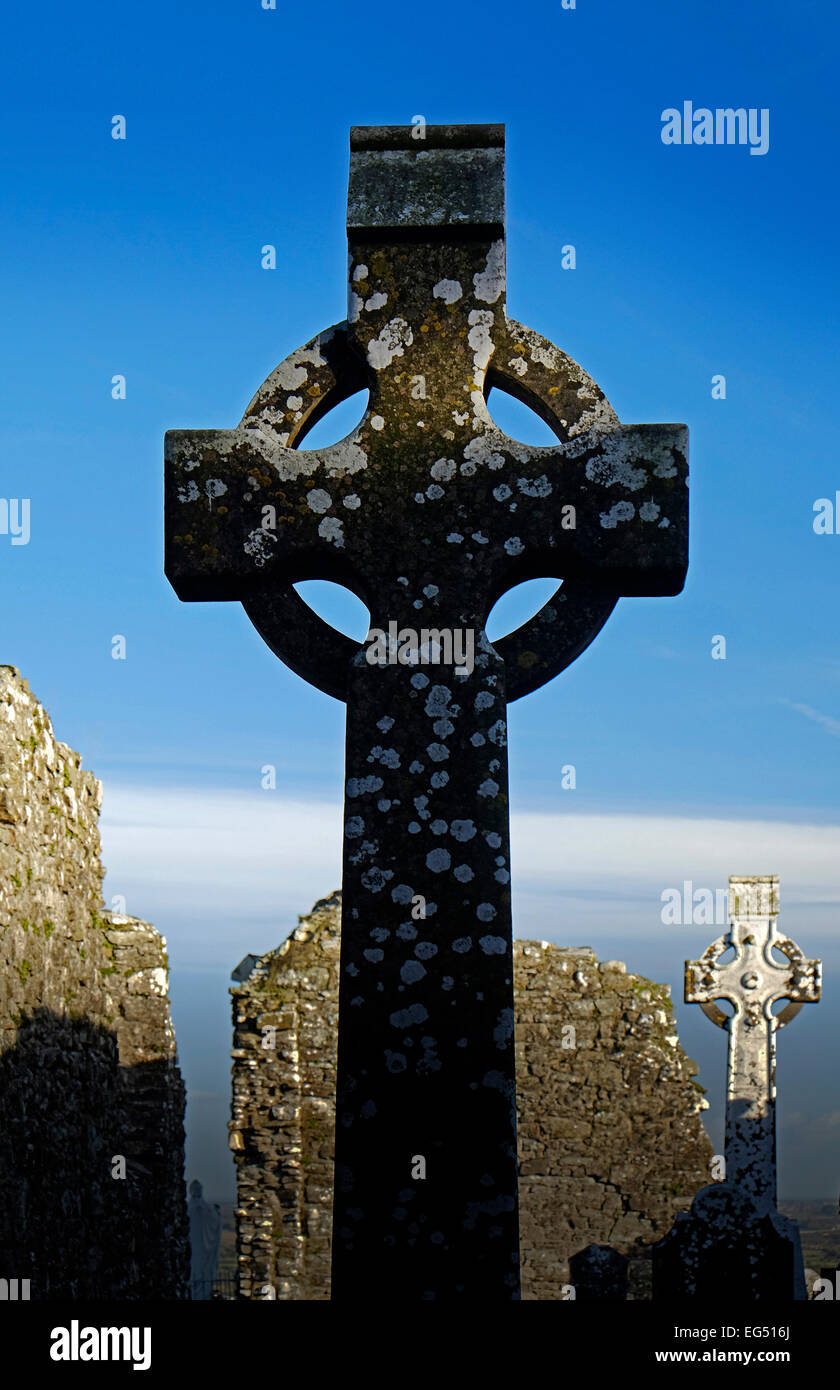Große keltische Kreuz in Slane Abtei Grafschaft Meath Ireland Stockfotografie - Alamy