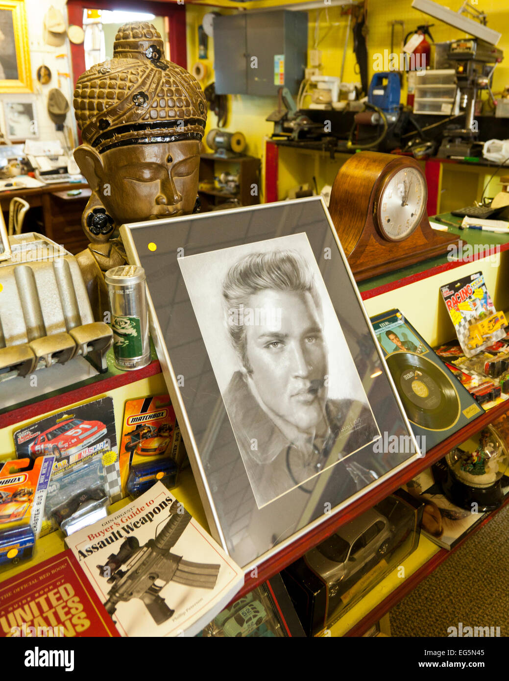 Elvis presley zeichnen -Fotos und -Bildmaterial in hoher Auflösung – Alamy