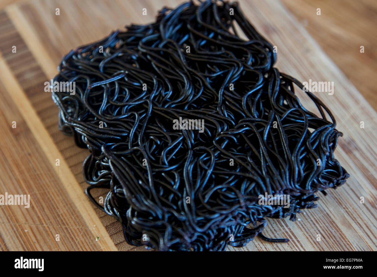 Ramen Nudeln aus Reis verboten oder sonst bekannt als schwarzer Reis Stockfotografie Alamy