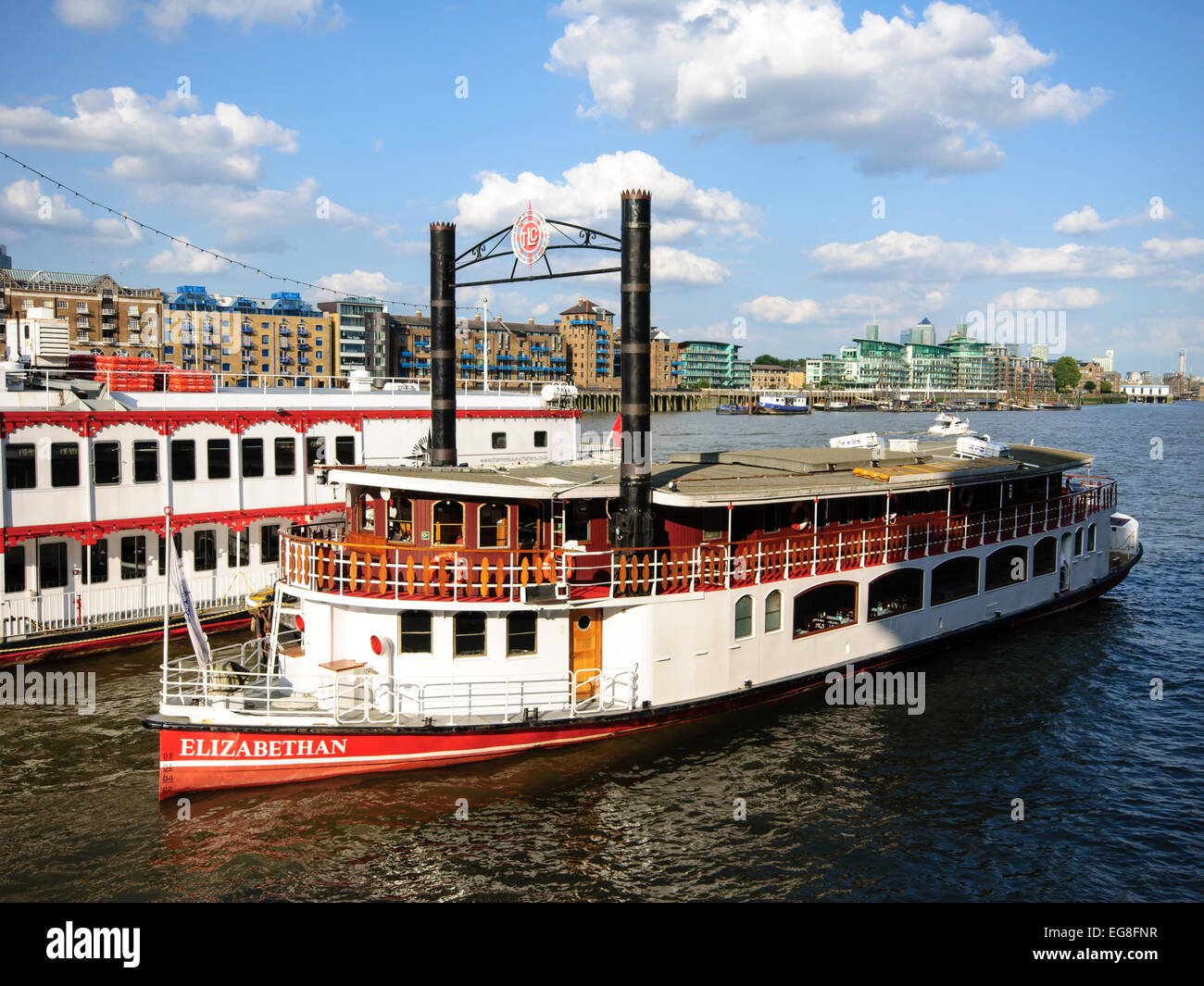 Schiff auf der themse -Fotos und -Bildmaterial in hoher Auflösung – Alamy
