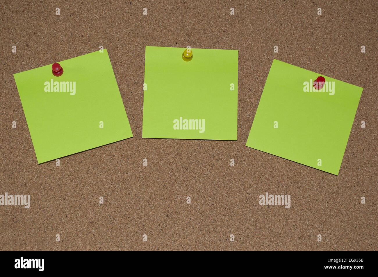 Leere post it notizen -Fotos und -Bildmaterial in hoher Auflösung – Alamy