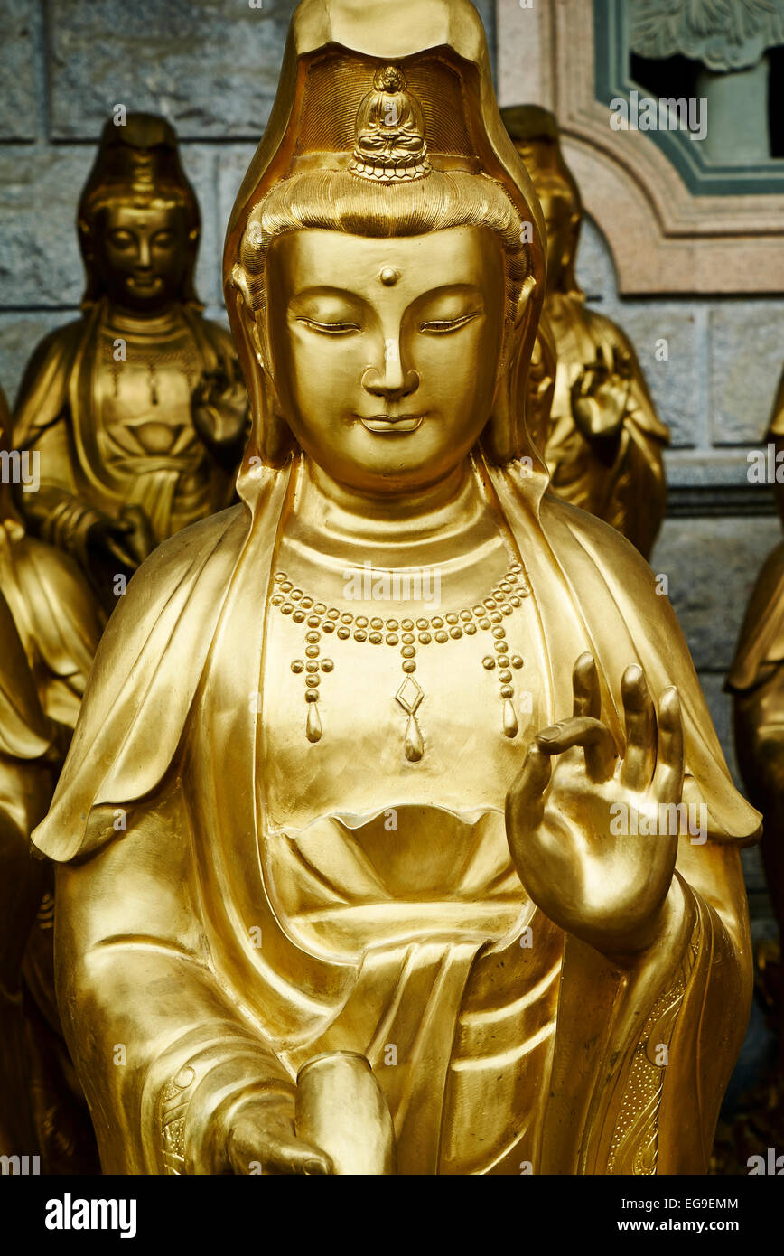 Kek lok si buddha tempel -Fotos und -Bildmaterial in hoher Auflösung ...