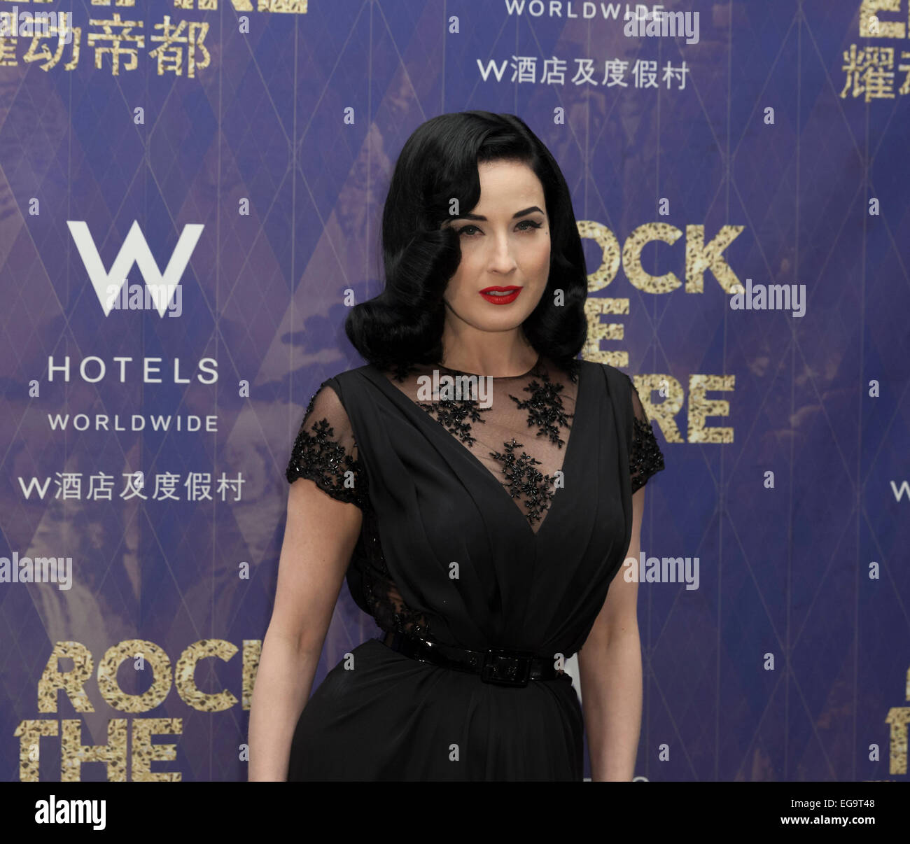 NEW YORK, NY - 19. Februar 2015: Dita Von Teese besucht W Hotels ...