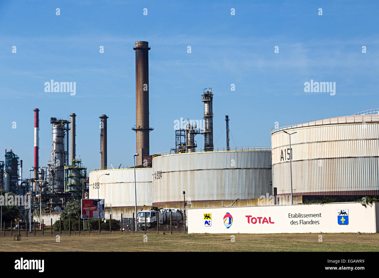Total refinery -Fotos und -Bildmaterial in hoher Auflösung – Alamy