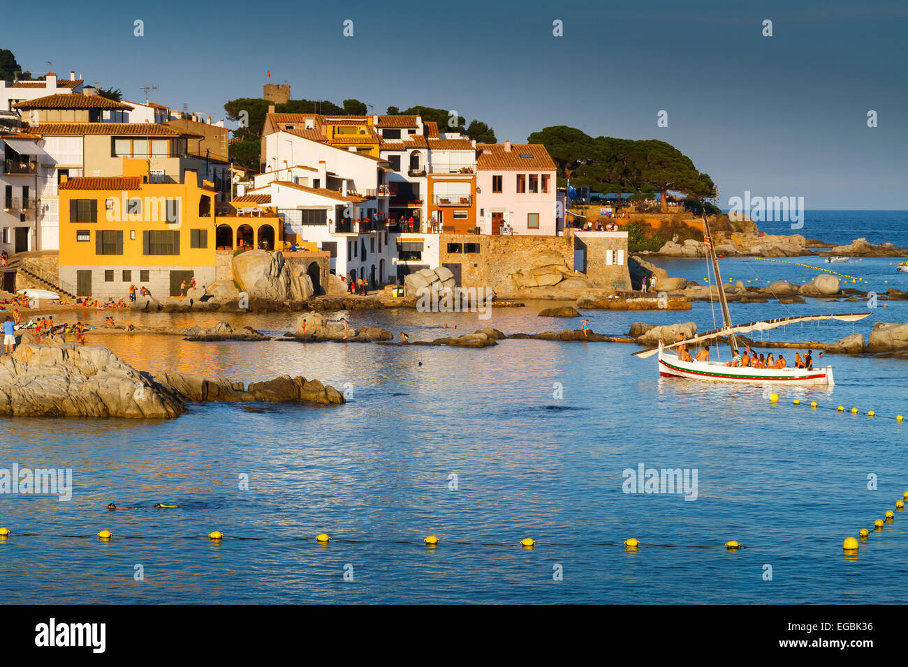 Calella de palafrugell girona -Fotos und -Bildmaterial in hoher ...