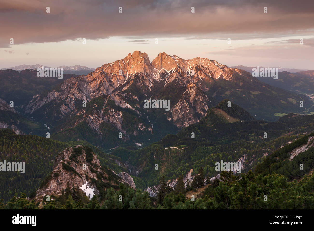 Admonter reichenstein -Fotos und -Bildmaterial in hoher Auflösung – Alamy