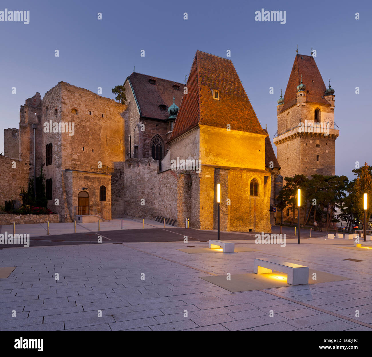 Perchtoldsdorf, austria -Fotos und -Bildmaterial in hoher Auflösung – Alamy