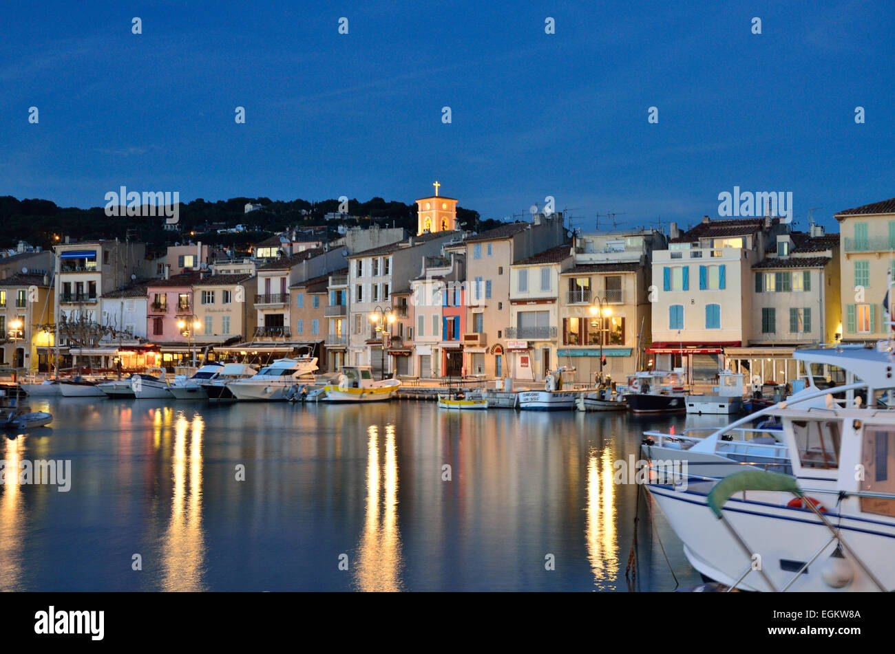 Crépuscule Sur le port de Cassis, Frankreich Twilight auf den Hafen von ...