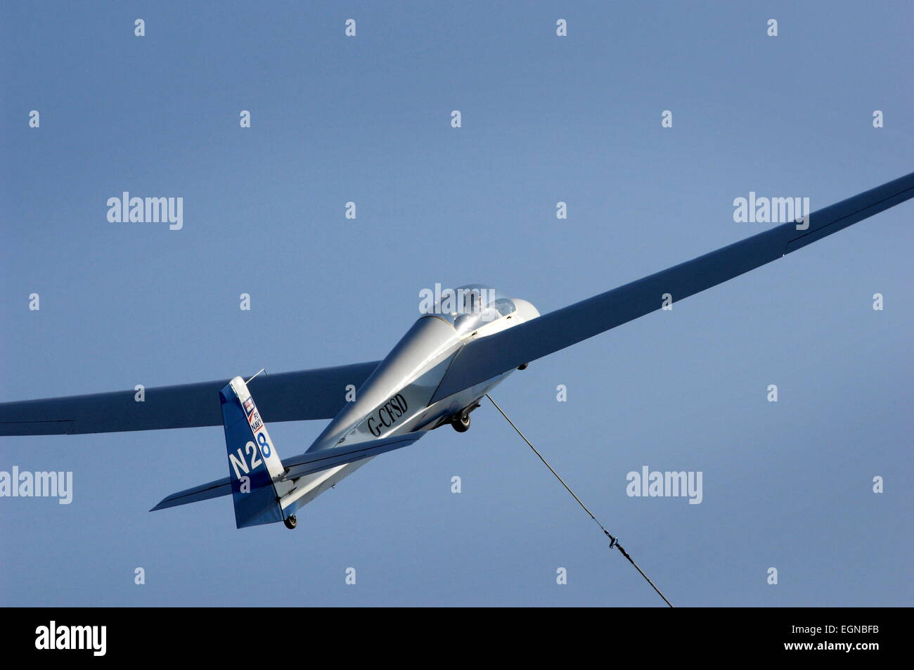 Glider on an airfield -Fotos und -Bildmaterial in hoher Auflösung – Alamy