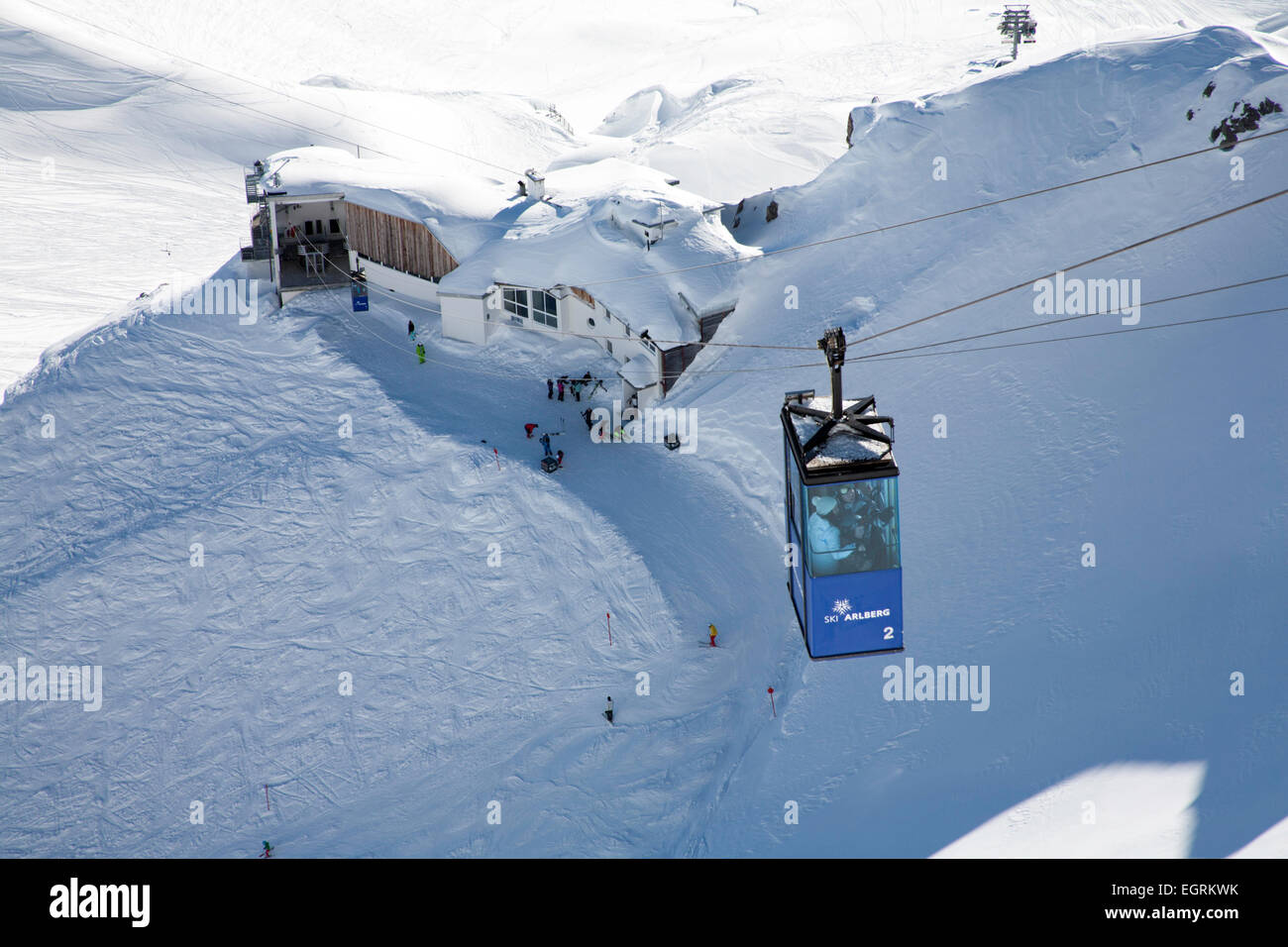 Seilbahn zur Bergstation der Valluga St. Anton Arlberg Österreich ...